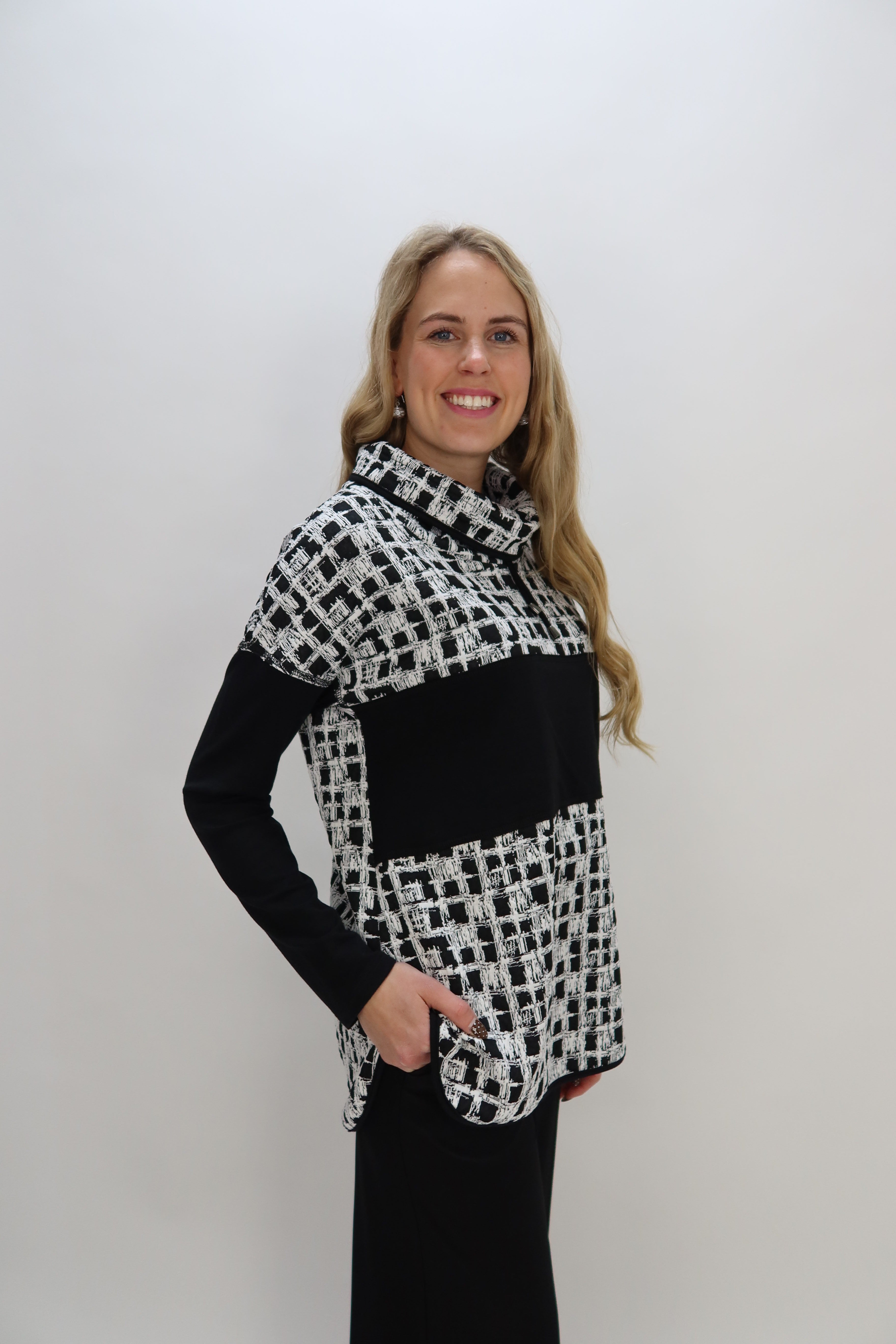 Black and White Drawstring Cowl Neck Tunic – Twist Boutique