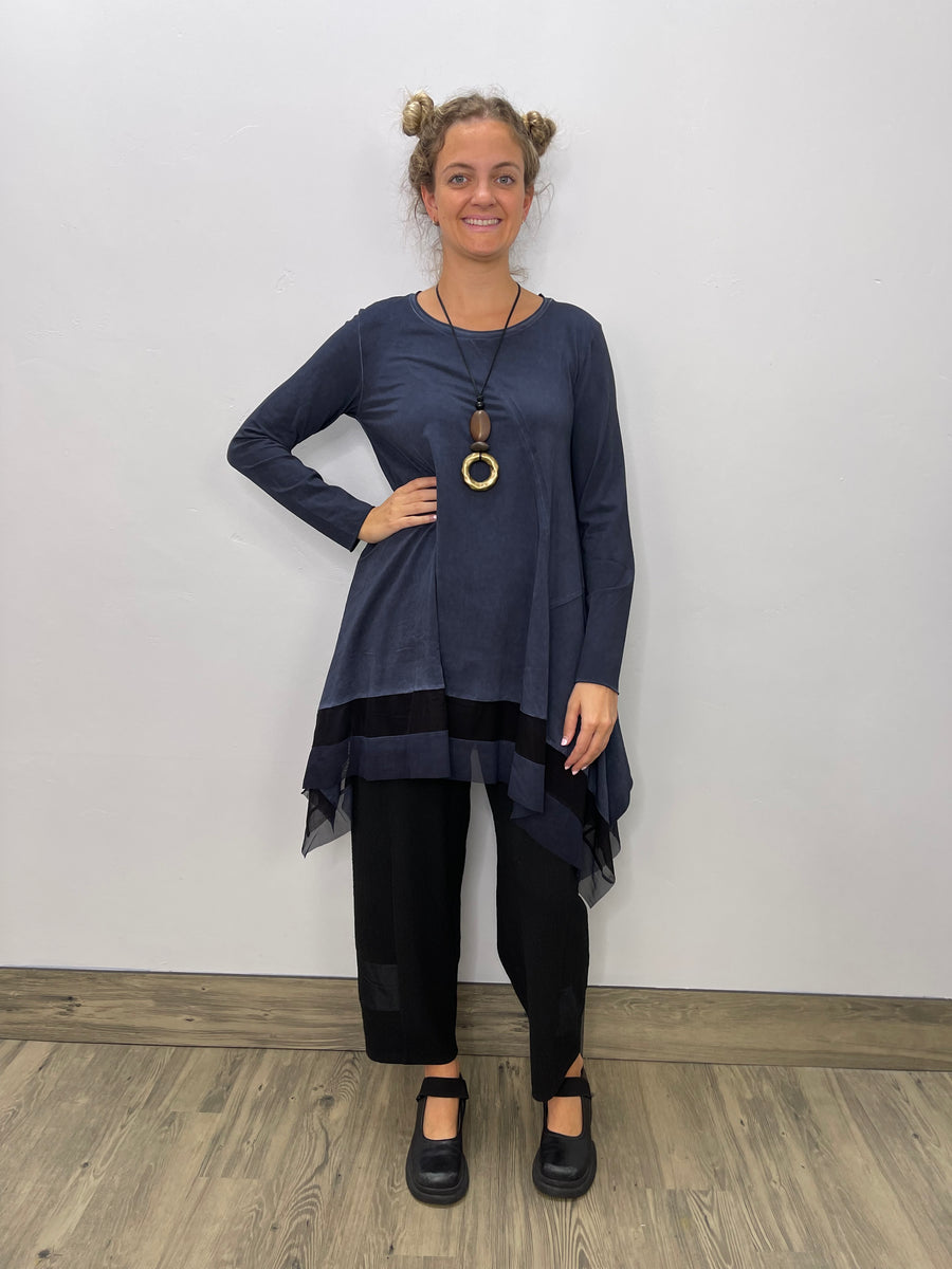 Navy Long Sleeve Shark bite Tunic – Twist Boutique