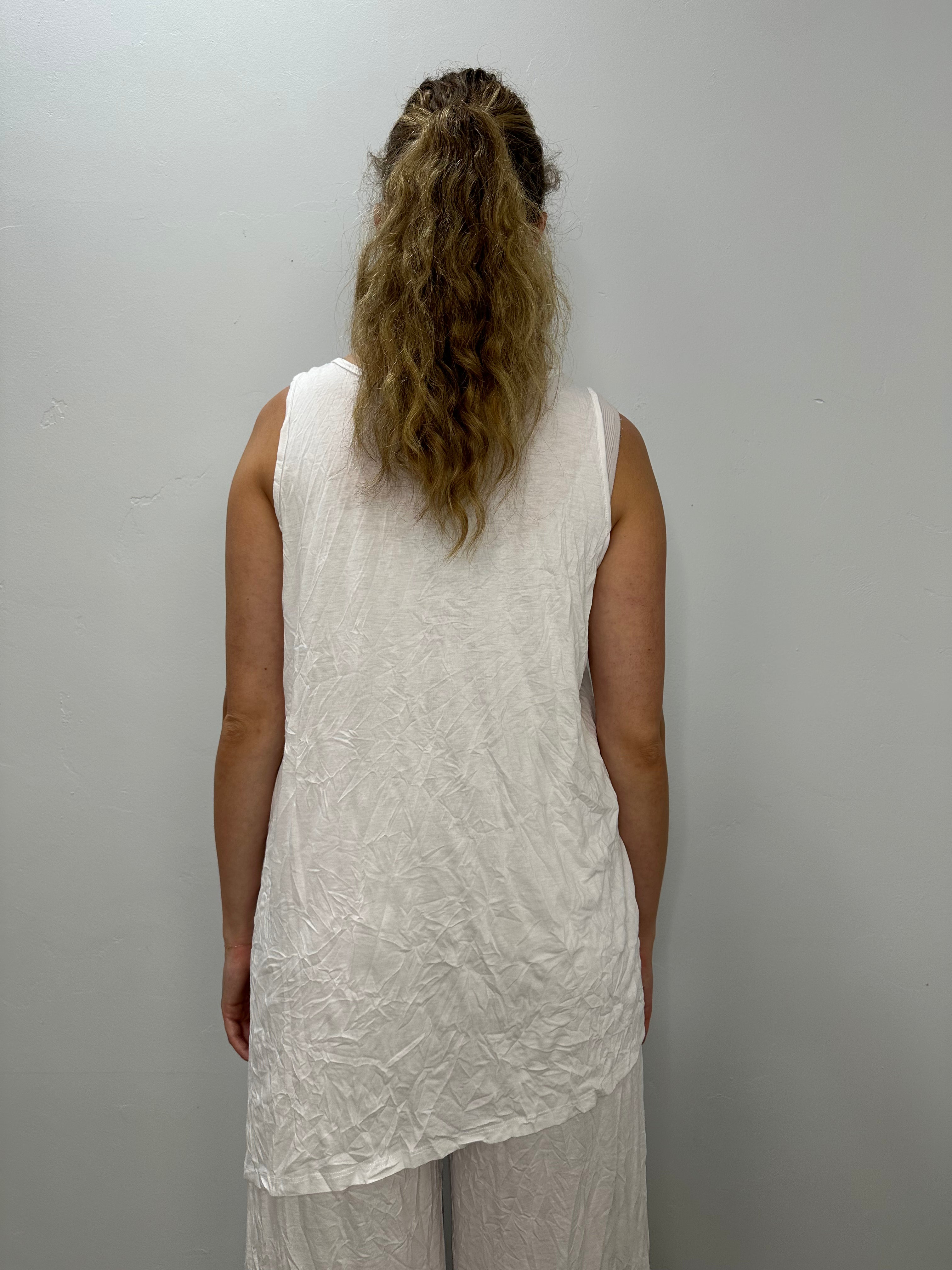 White Crinkle Colt Top – Twist Boutique